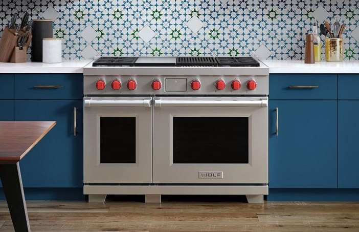 Versatile Cooking at Its Best with the Wolf 122cm Dual Fuel Range
